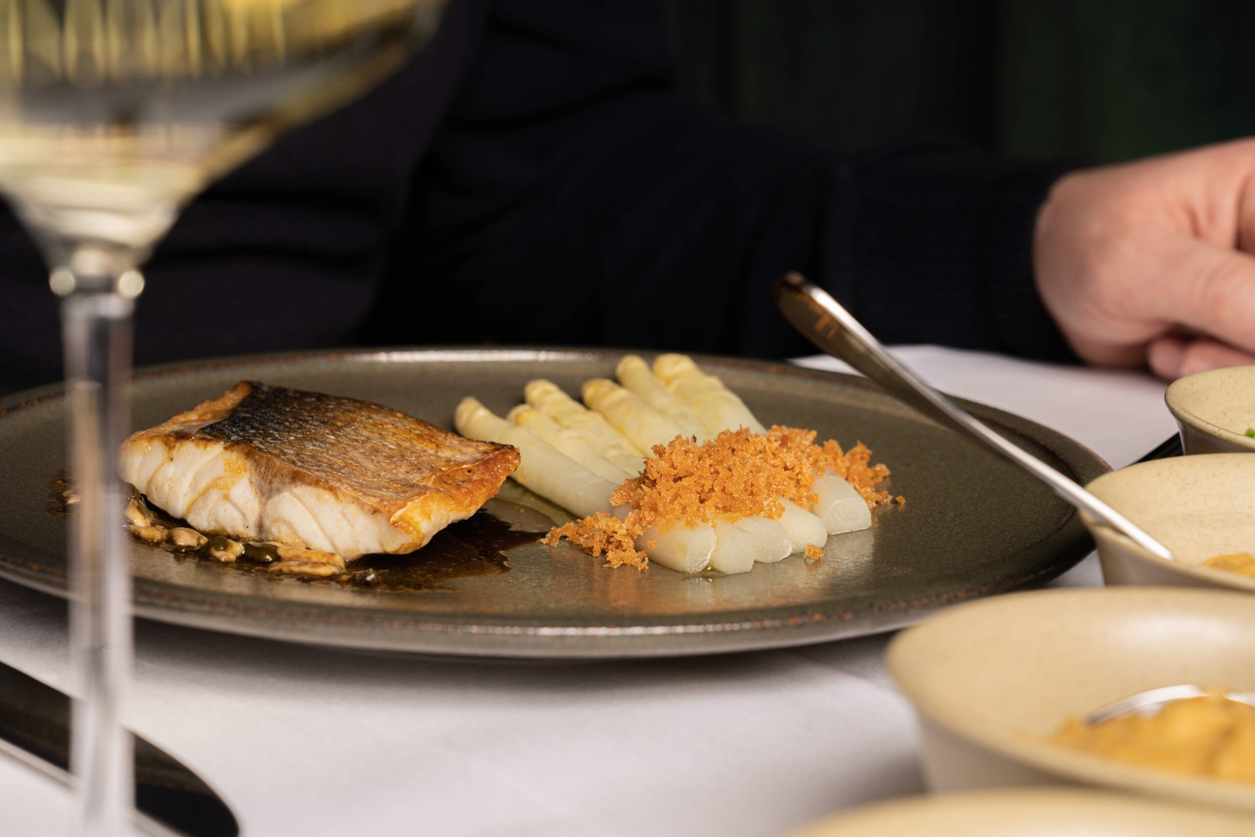 Spargel-Menü im Irma la Douce | Top10 Berlin