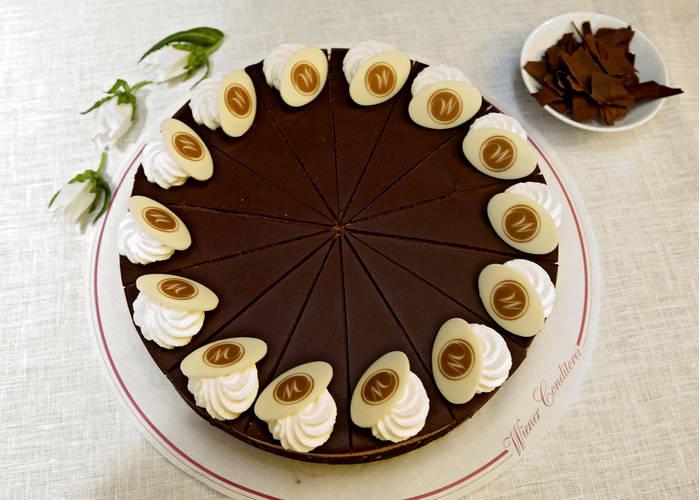 Wiener Conditorei Caffeehaus Am Roseneck - Konditoreien und Kuchen im ...