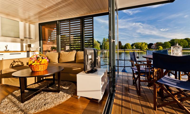 Nautilus Houseboat Charter - Boats, Houseboats and Rafts | top10berlin
